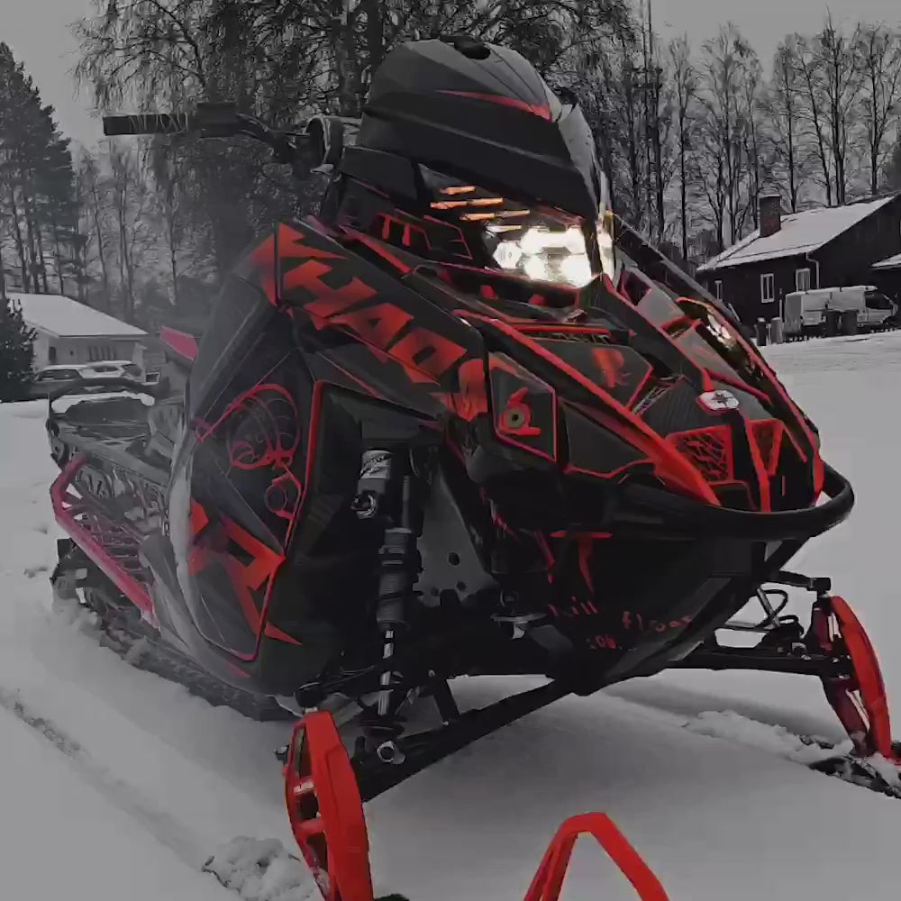Full Custom Snowmobile – Bolddesignz